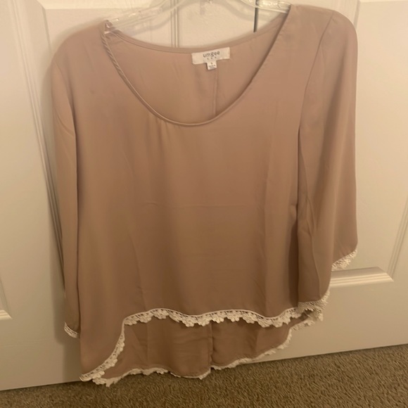 Umgee | Tops | Umgee Top Sandy Tan Color In A Light Flowing Fabric Lace ...